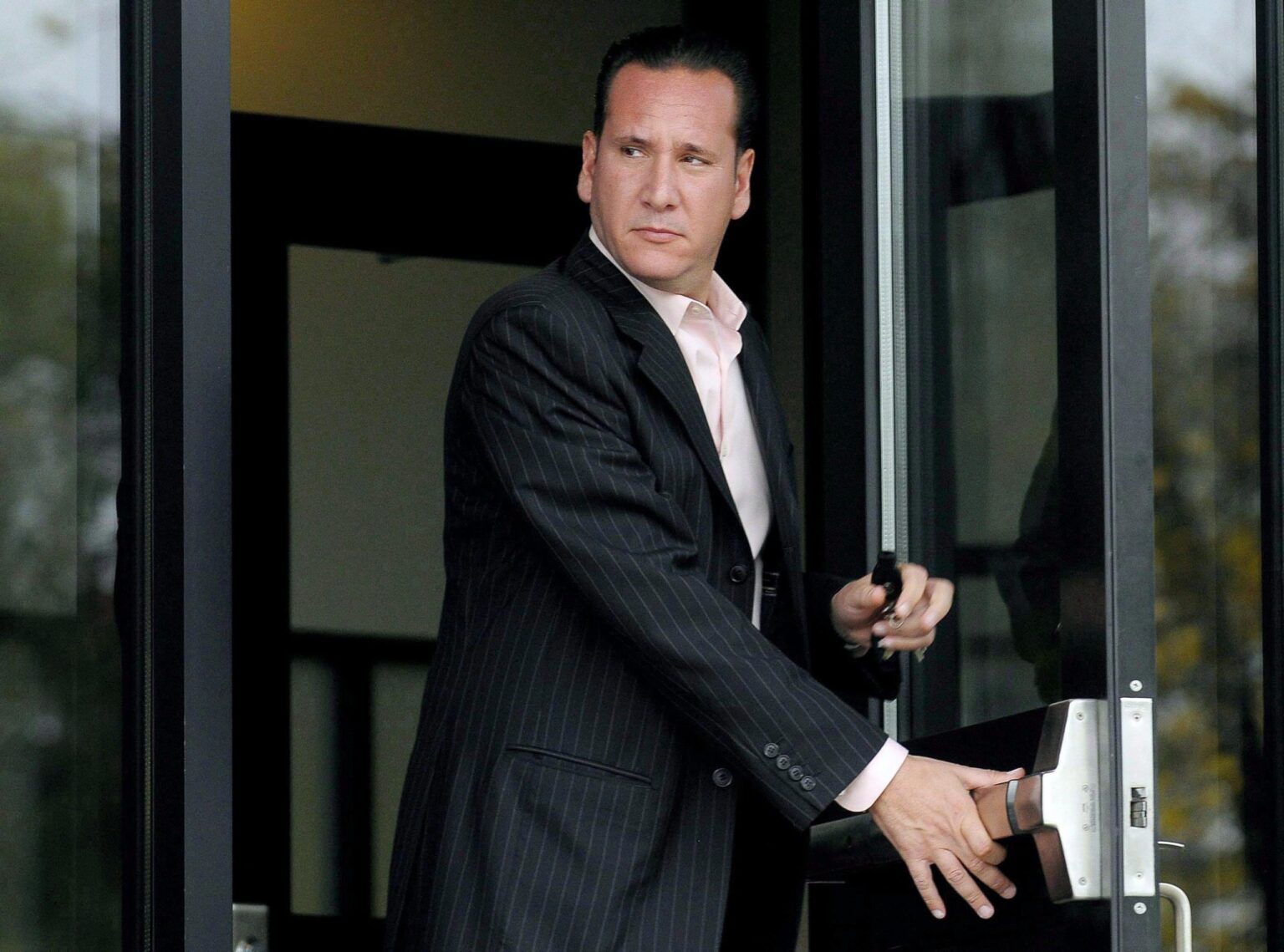 His Back Against The Wall, Canadian Mob Boss Fled To Sicily In Wake Of ...